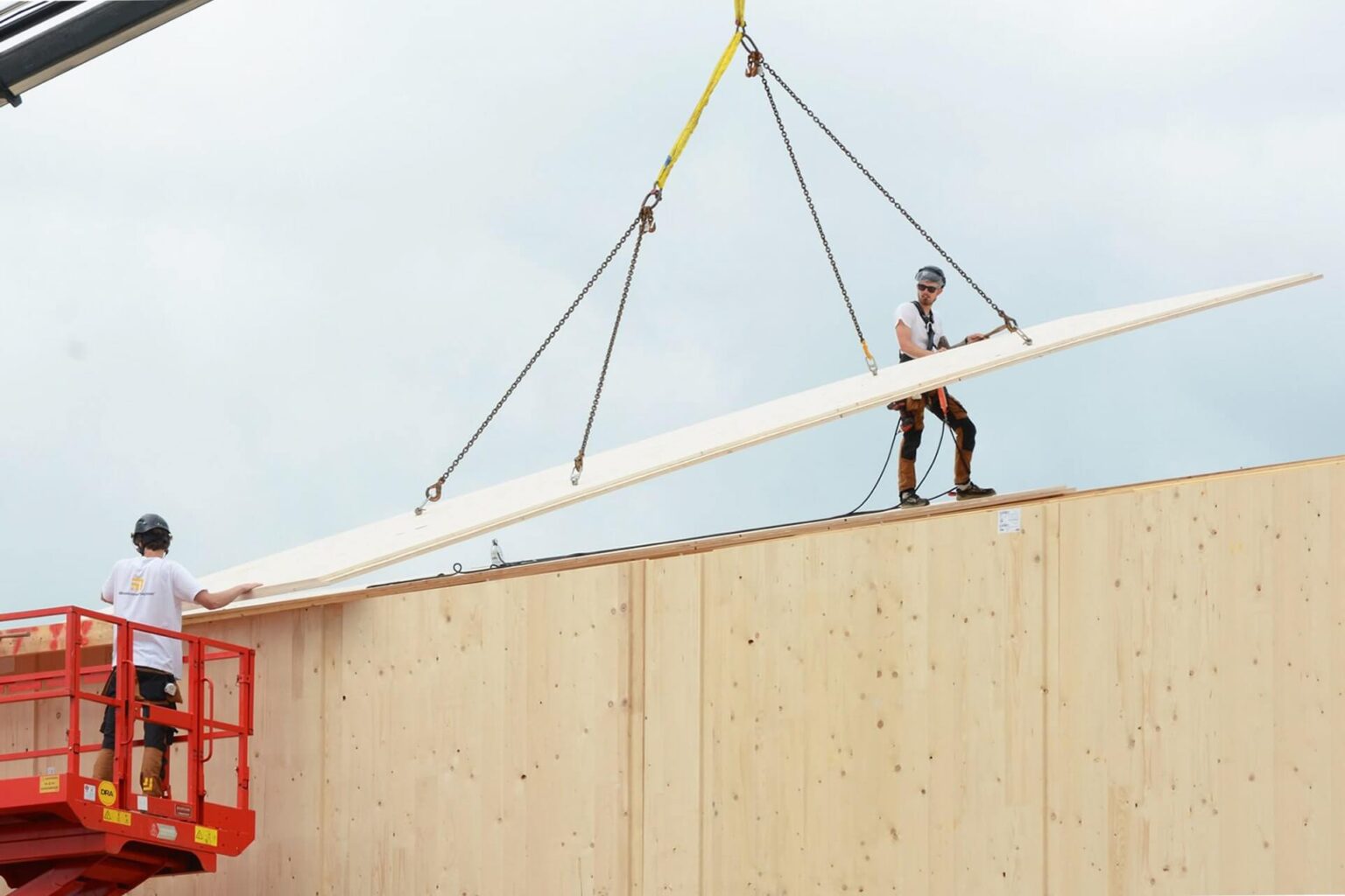 Installation of CLT, Glulam, and Timber Cassettes on the Construction ...